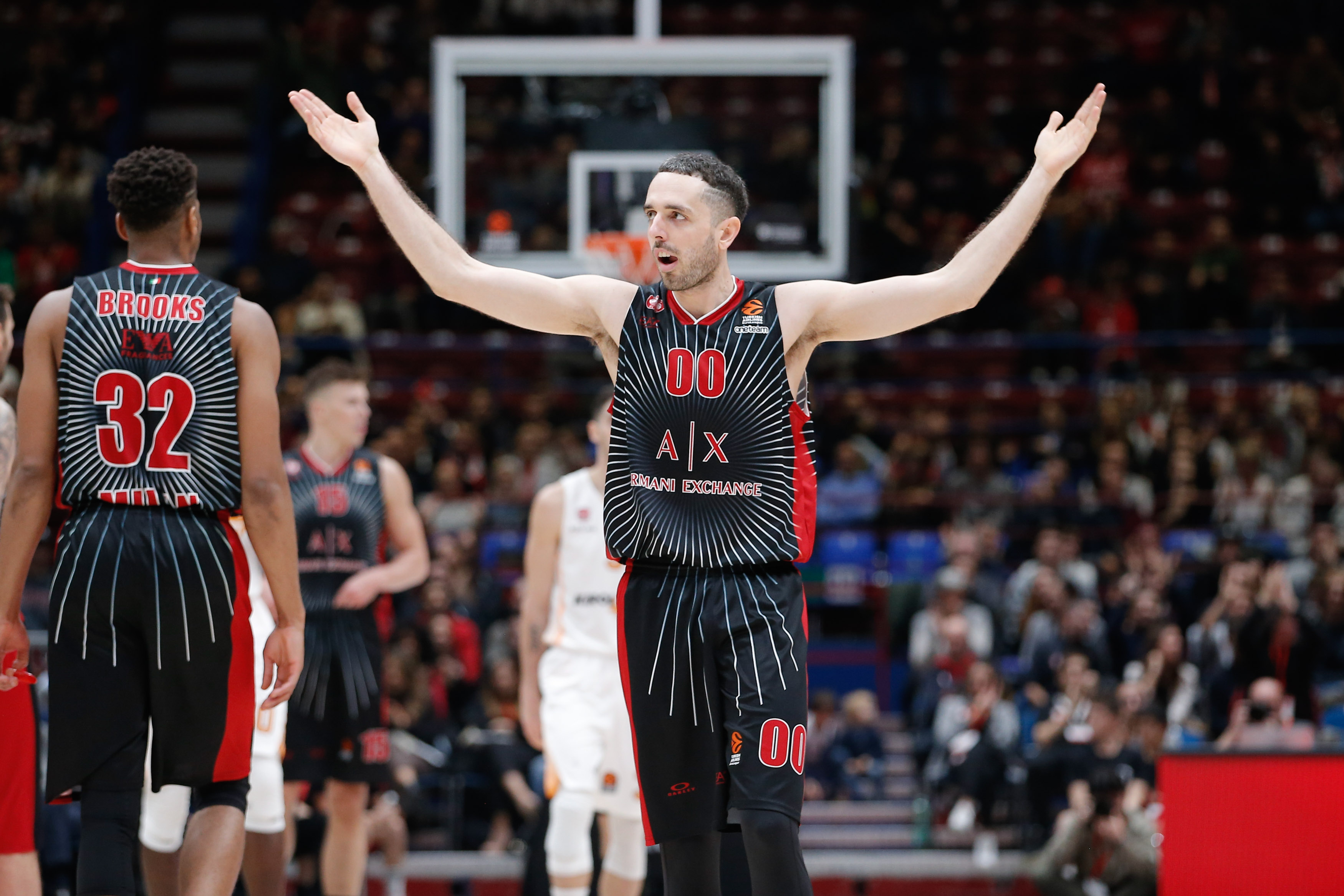 Amedeo Della Valle accoglie Davide Moretti in BeoBasket