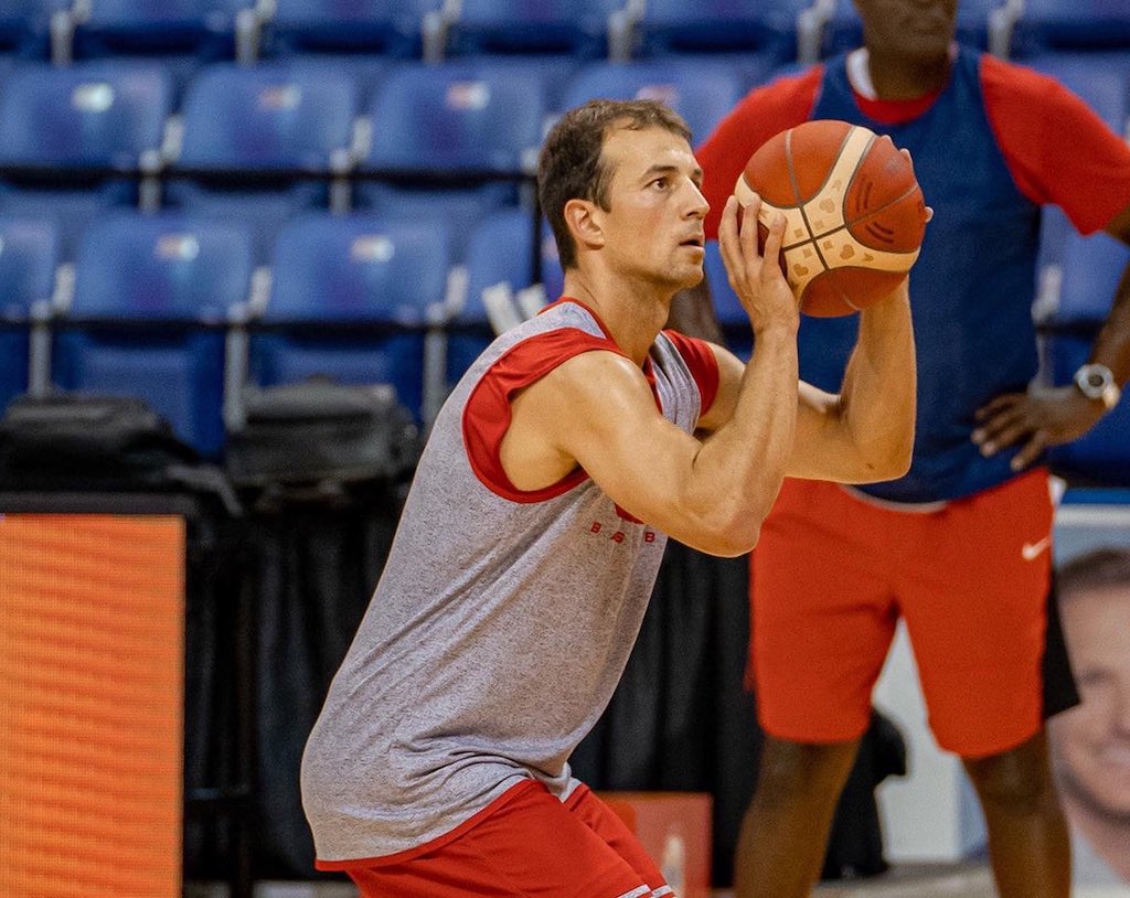 Kevin Pangos torna in campo: alle ore 4.40, su Eleven Sports, sfida ...