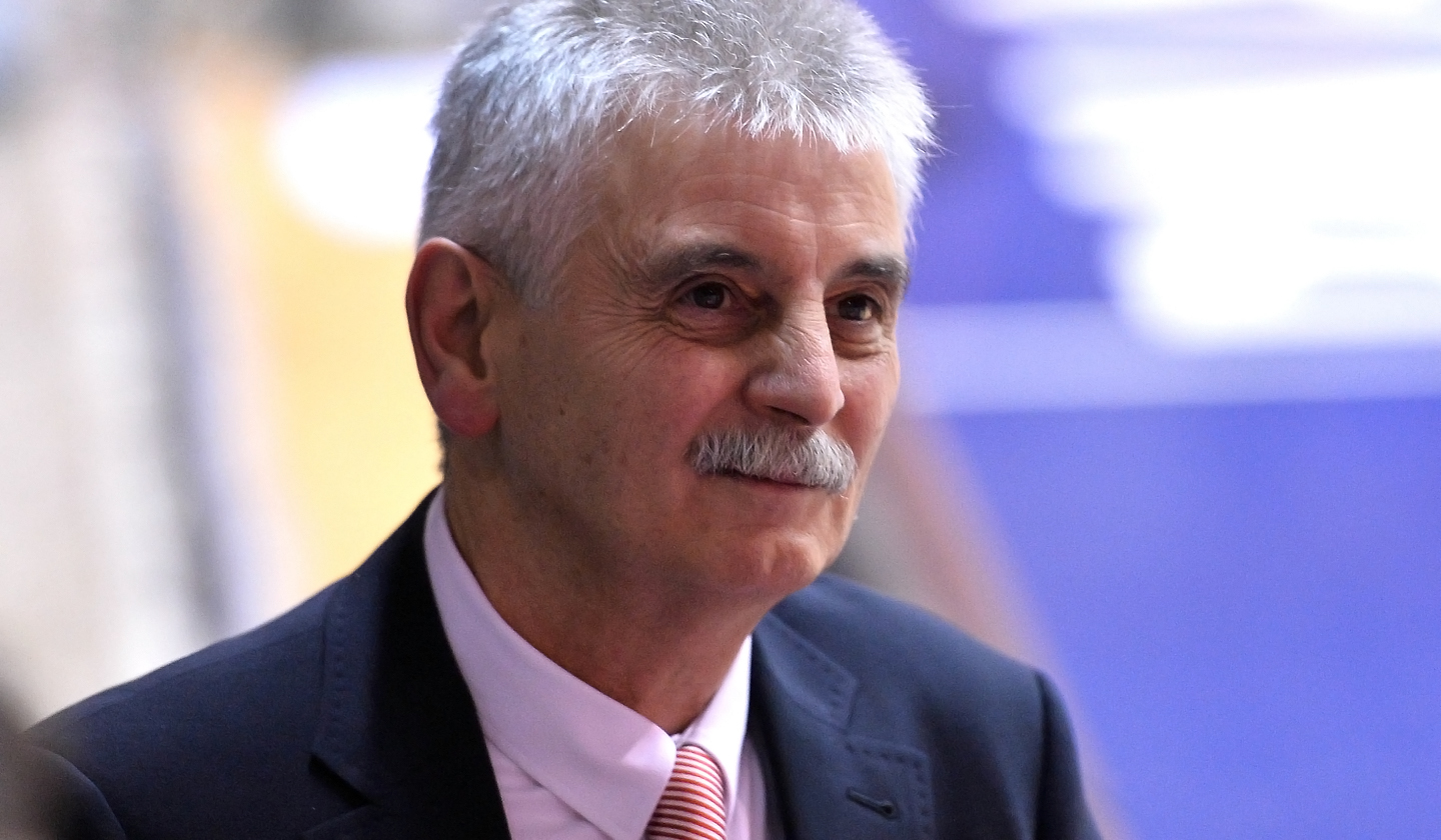 Saggio, ironico, un mentore: Giani, l’uomo dietro il dottore